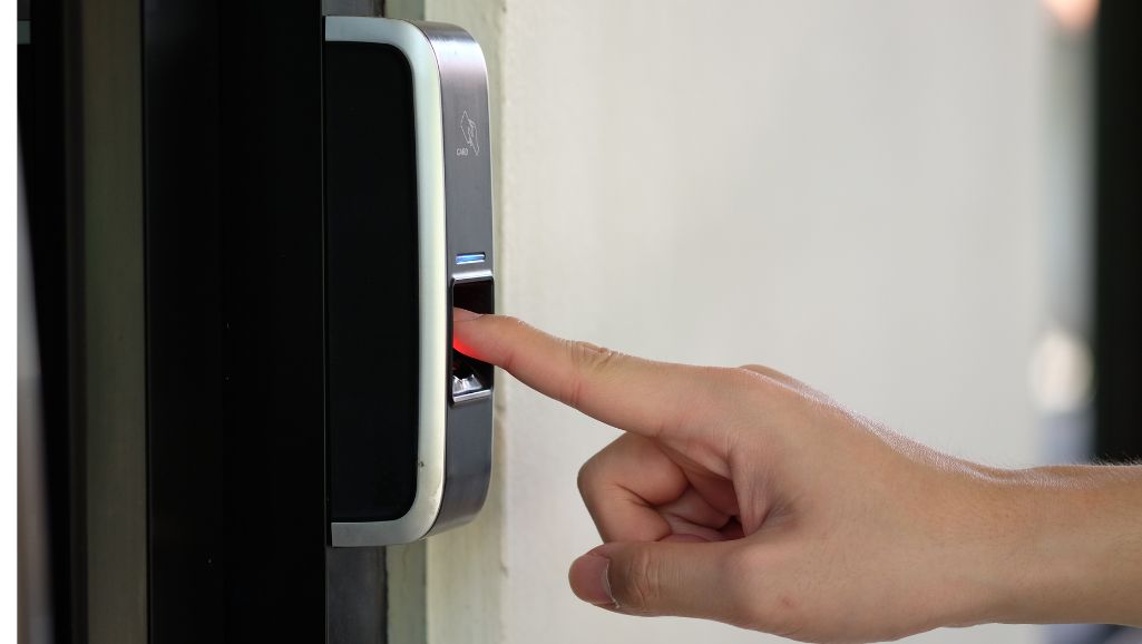 When to Use Biometrics for Access Control